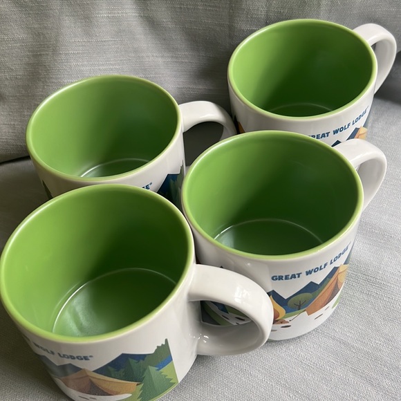 Great Wolf Lodge | Dining | Great Wolf Lodge Mugs Set Of 4 | Poshmark